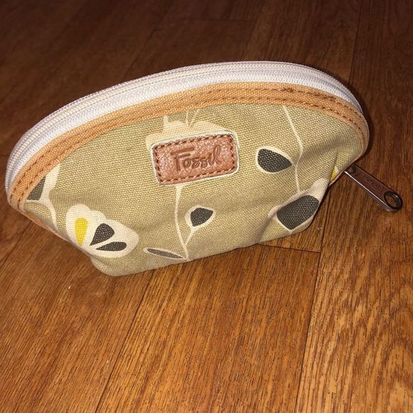 Fossil | Bags | Fossil Green Floral Coin Cosmetic Purse | Poshmark